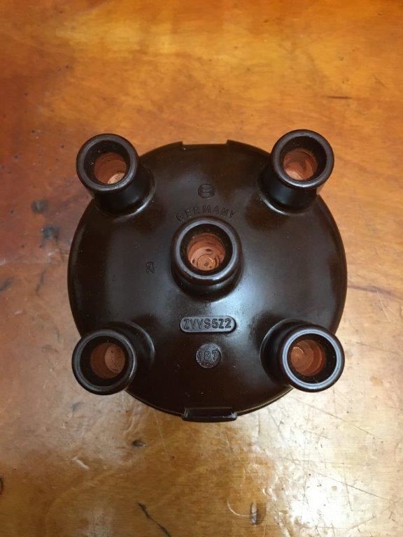 VW NOS. 113 905 207 Distributor Cap 03037 ZVVS5Z2