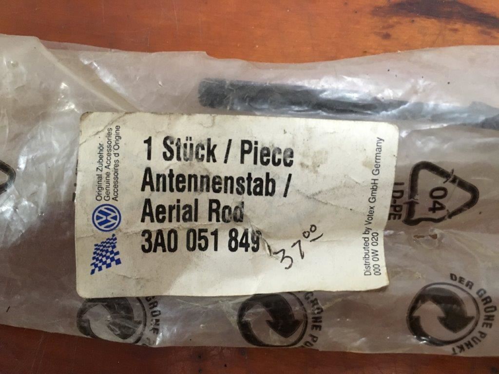 VW NOS. 3A0 051 849 Antenna