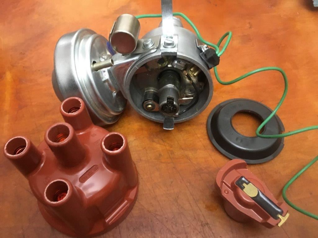 VW NOS 021 905 205 E Restored Distributor With NOS Vac vw-nos-021-905-205-e-restored-distributor-with-nos-vac