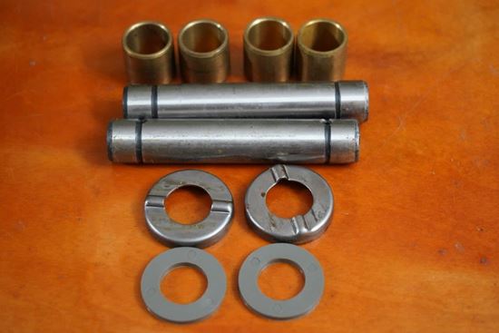 VW NOS. 111 498 021 King Pin Set