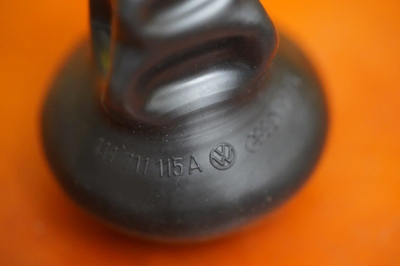 VW NOS. 111 711 115 A Shift Boot